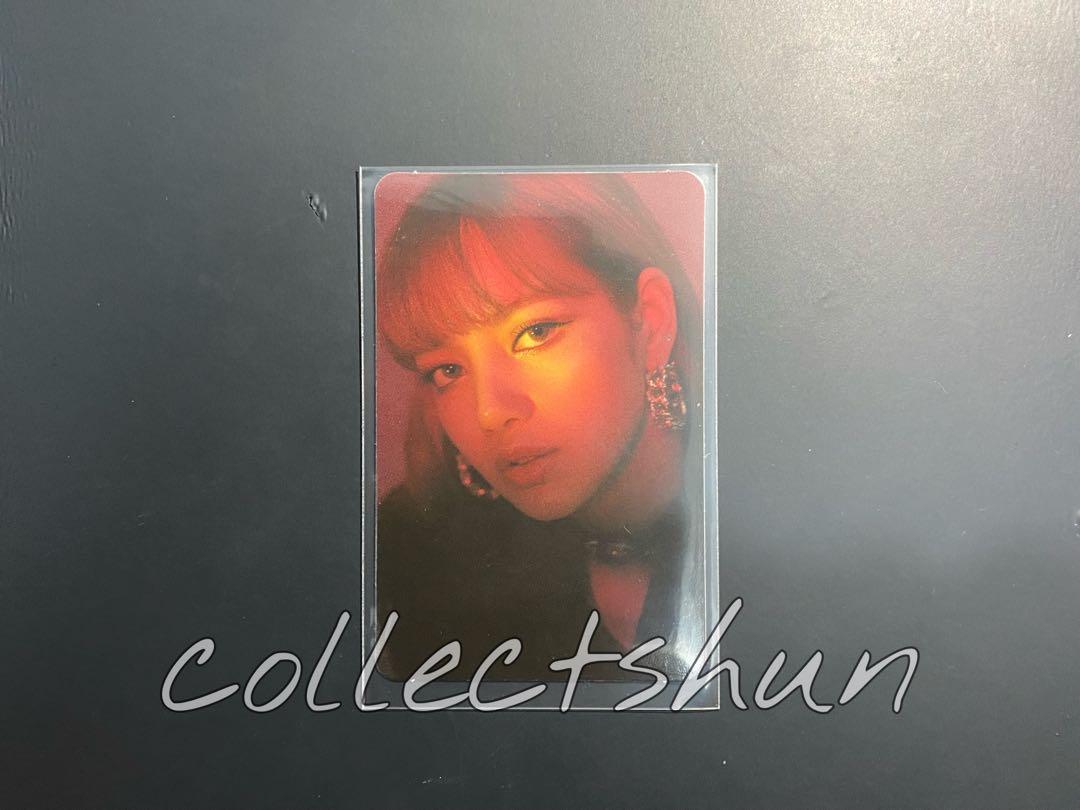 BLACKPINK LISA Offical Square Up Photocards, Hobbies & Toys ...