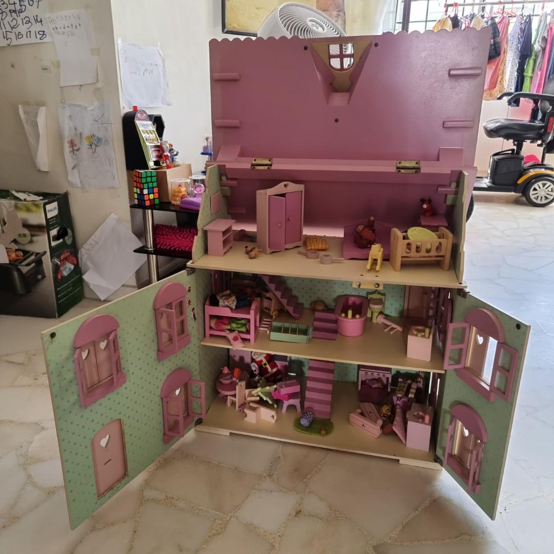 ELC Wooden Deluxe Doll House with Furniture & Dolls, Hobbies & Toys ...