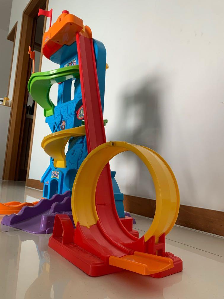 Fisher-Price Little People Ramp, Hobbies & Toys, Toys & Games on Carousell