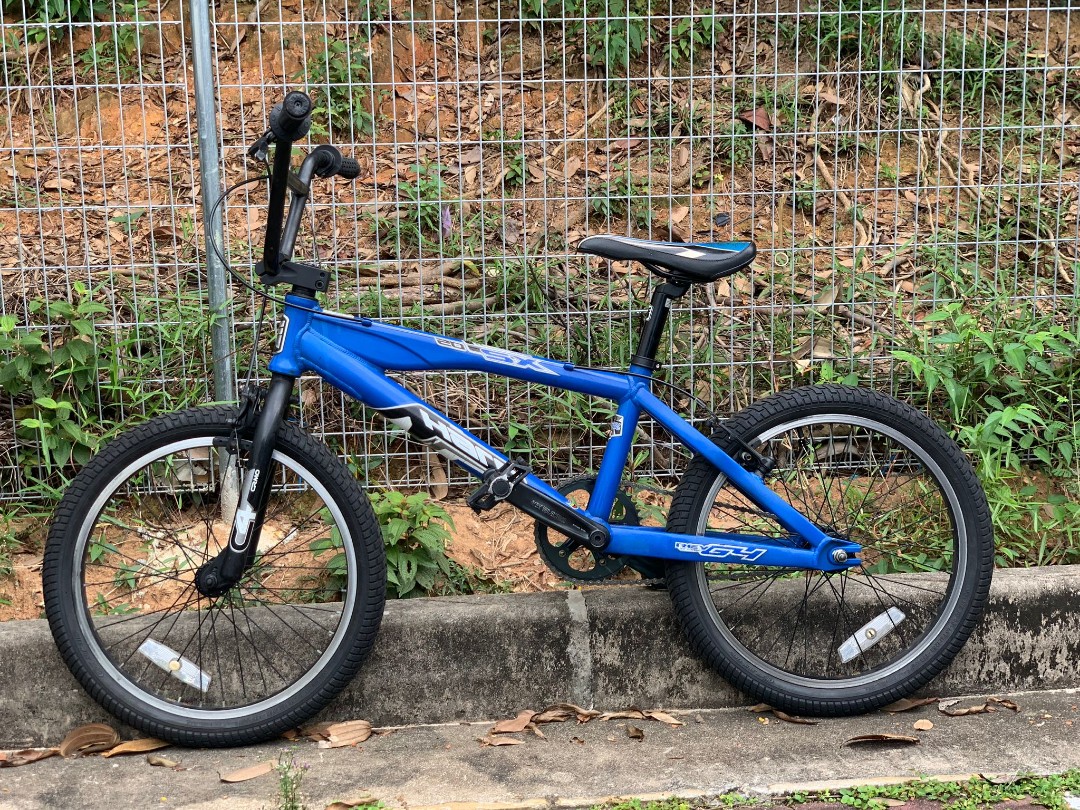 Haro Racing Bmx, Sports Equipment, Bicycles & Parts, Bicycles on Carousell