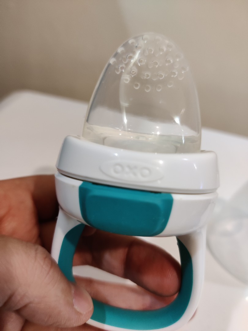 Oxo Tot Feeder / Munchkin Mesh Feeder, Babies & Kids, Nursing & Feeding ...