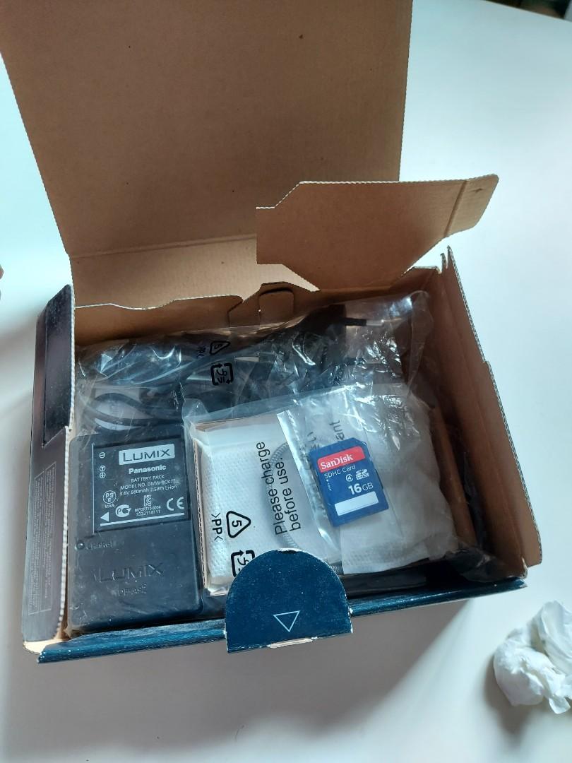 Panasonic LUMIX DMC-FH4, Photography, Cameras on Carousell