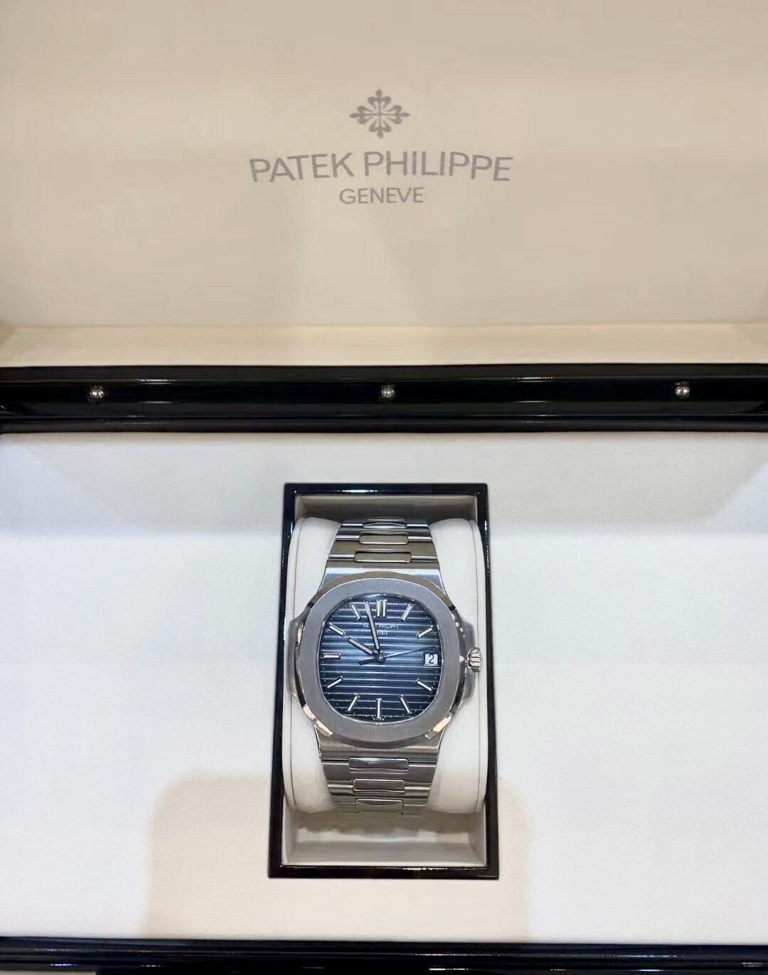 Patek Philippe Nautilus Blue Dial, Luxury, Watches on Carousell