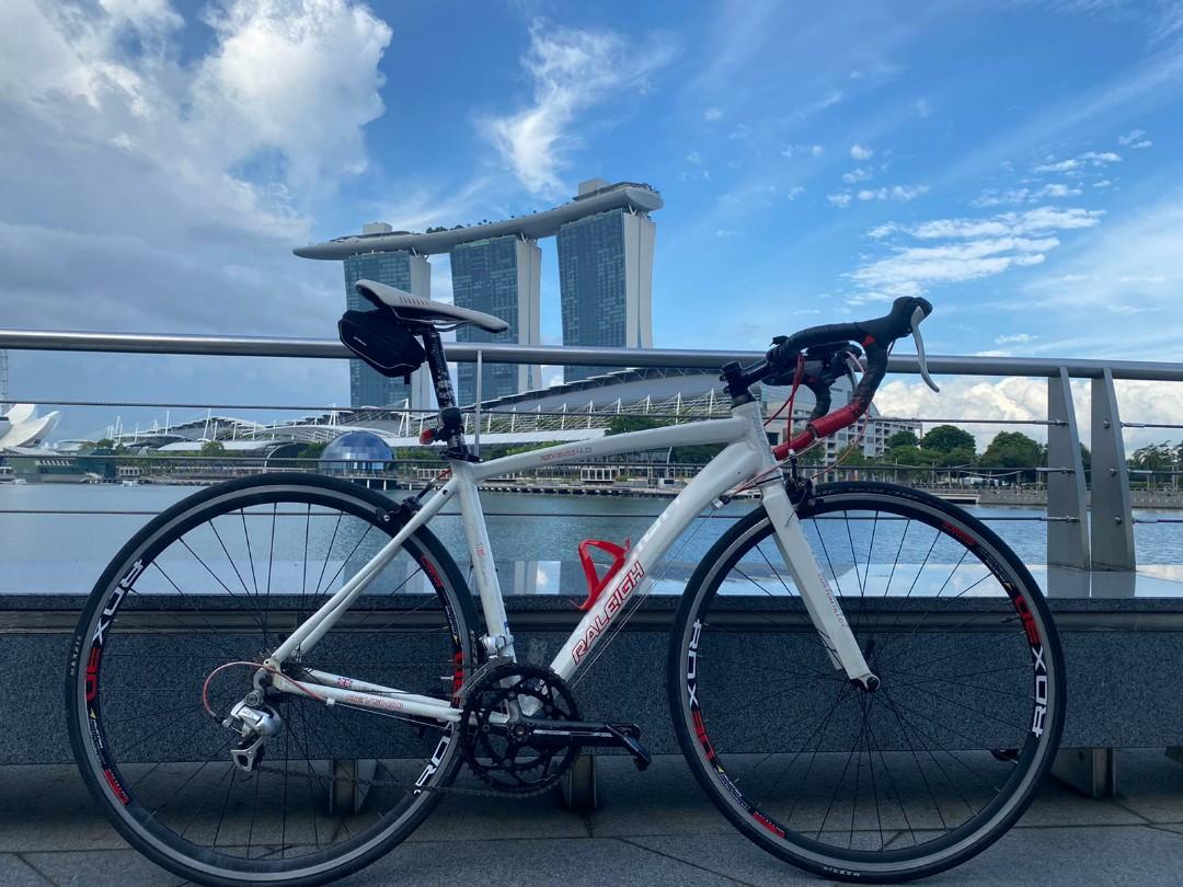 Raleigh Road Bike, Shimano Sora, Sports Equipment, Bicycles & Parts ...