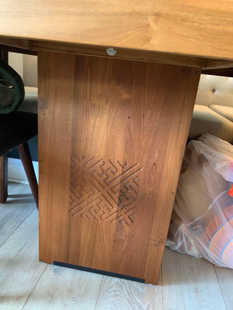 Tree Kotak Dining Table, 傢俬＆家居, 傢俬, 桌子 - Carousell