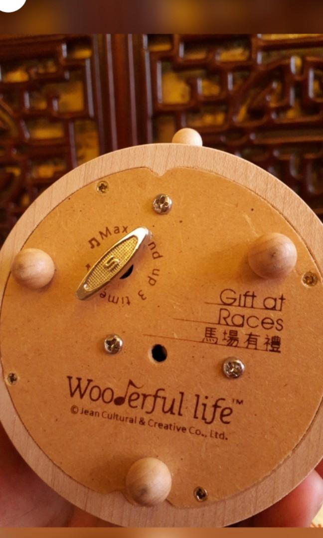 Wonder life HKJC special edition musicbox 賽馬會版旋轉木馬音樂盒, 興趣及遊戲, 玩具 & 遊戲類 ...