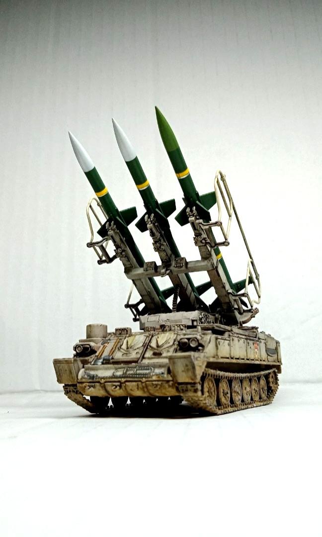 1/72 Soviet, Russia SA-6 SAM launcher "Gainful"...Pro-built model ...