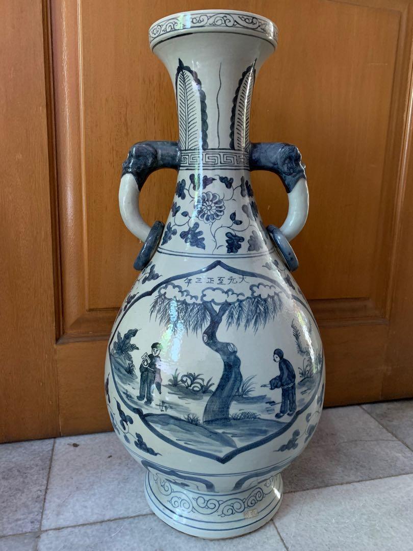 Guci vas Antik china guci lukis grade 1, Antik, Pajangan di Carousell