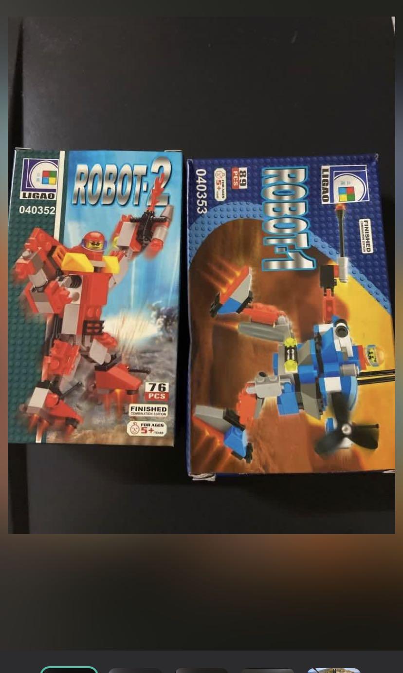Free LEGO robots mini, Free Items on Carousell