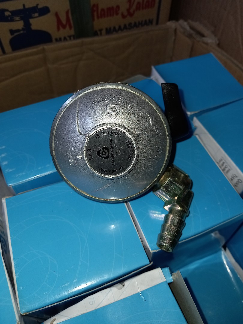 Lpg regulator solane, TV & Home Appliances, Kitchen Appliances, Cookers ...