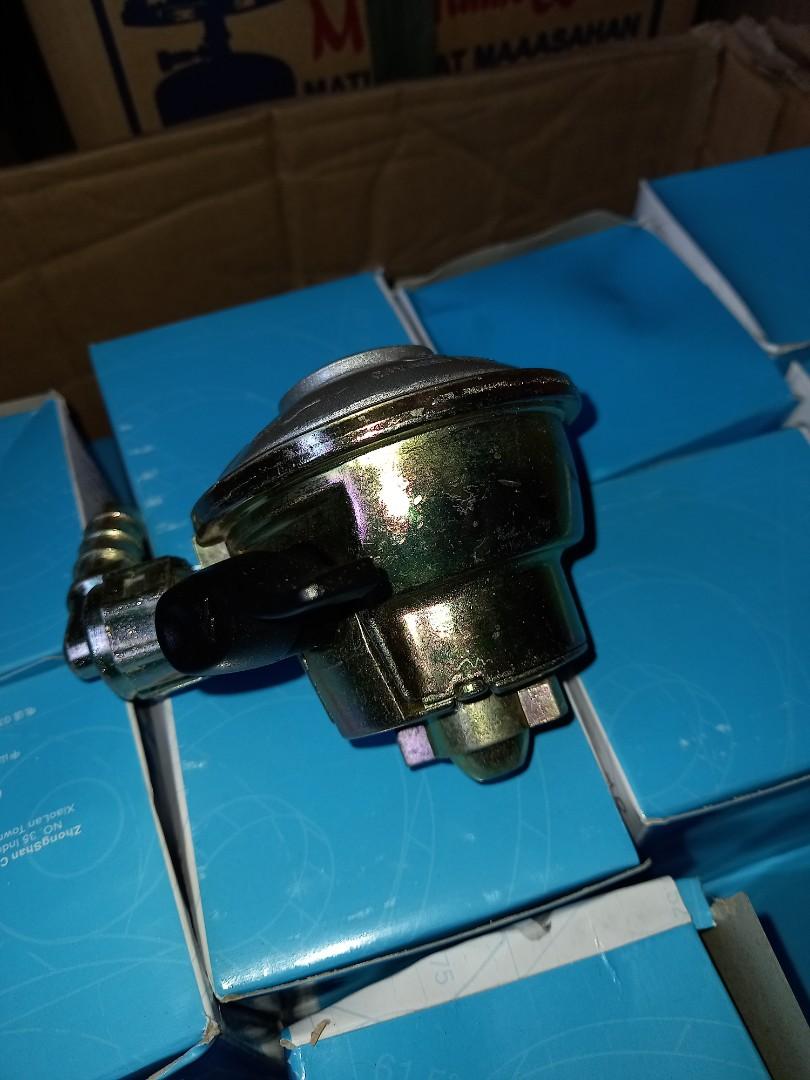 Lpg regulator solane, TV & Home Appliances, Kitchen Appliances, Cookers ...