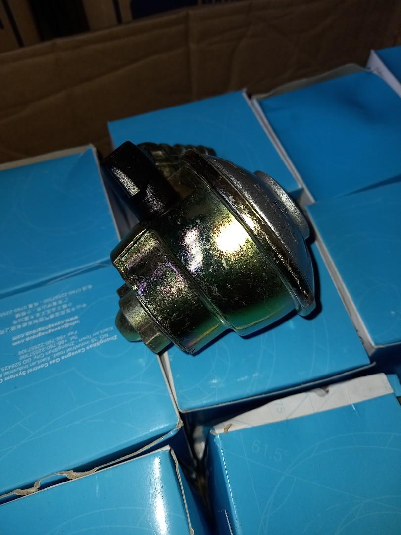 Lpg regulator solane, TV & Home Appliances, Kitchen Appliances, Cookers ...