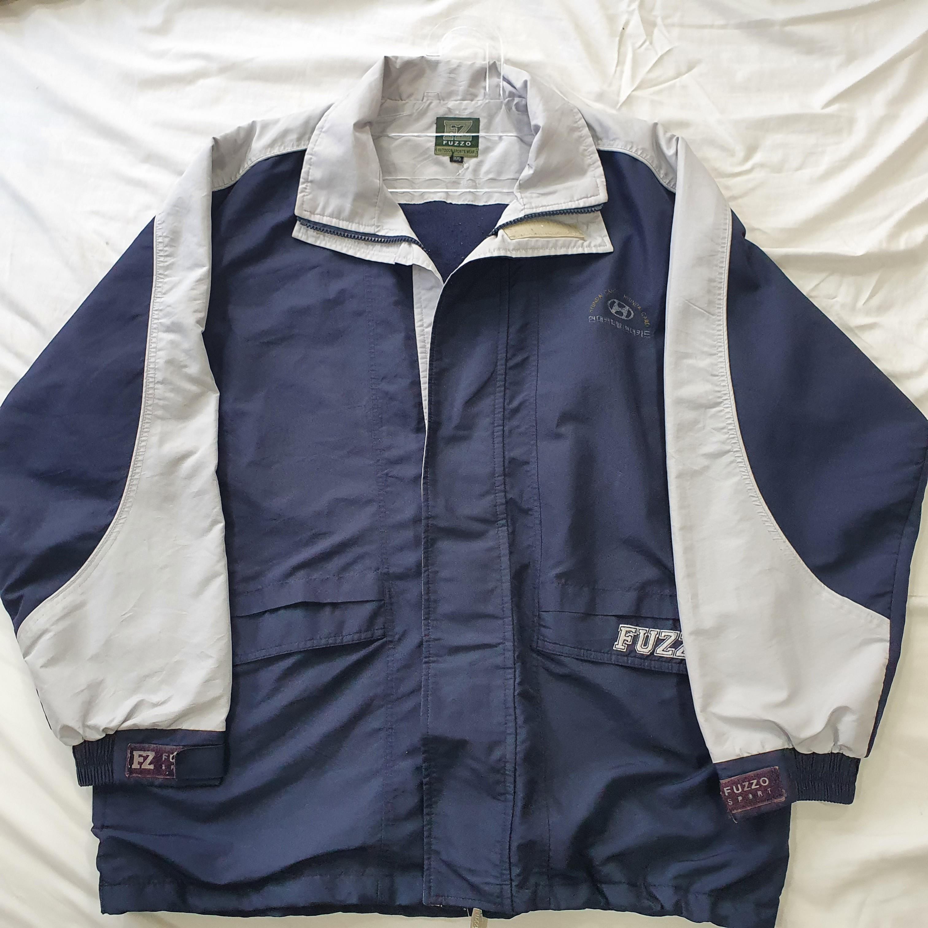 FUZZO Navy and White Windbreaker Jacket, Men's Fashion, Coats, Jackets ...