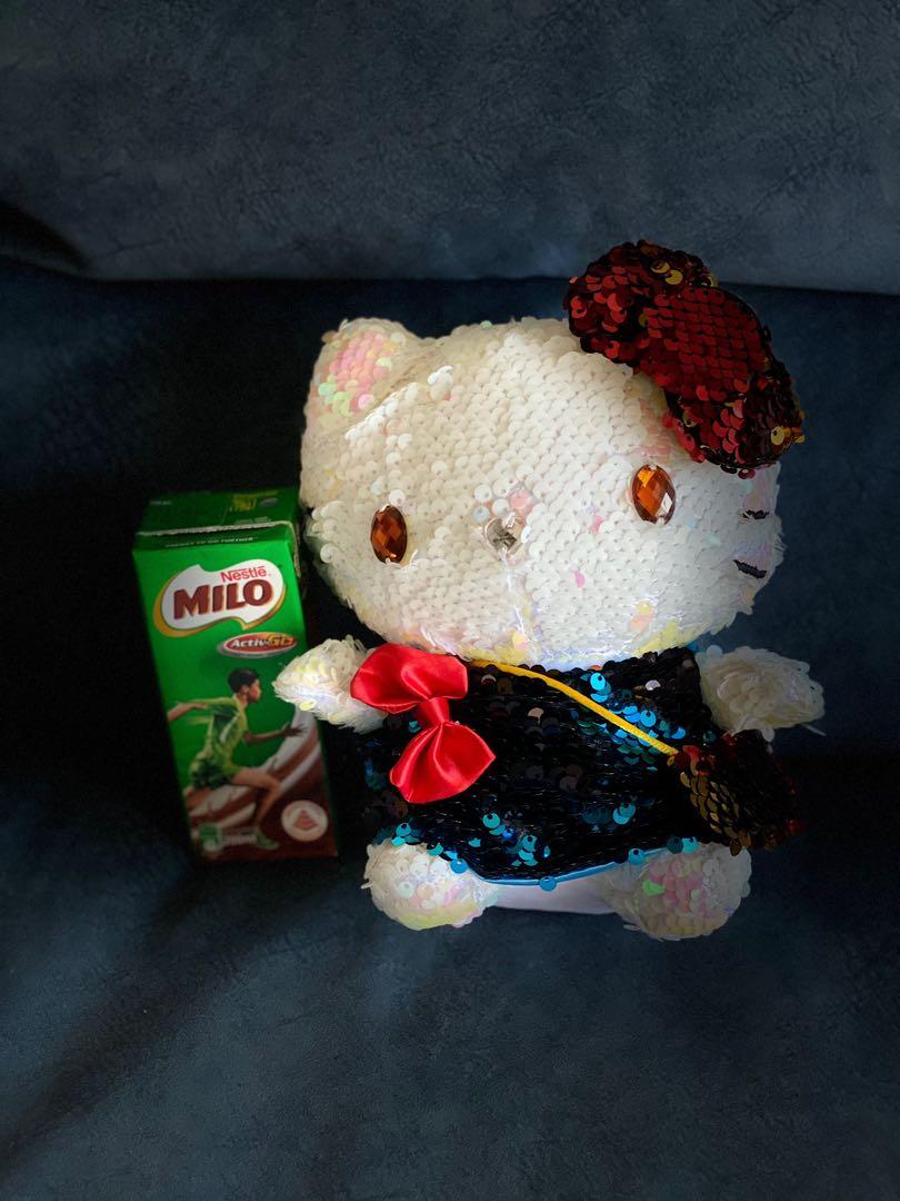 Reverse sequins Hello Kitty, Hobbies & Toys, Toys & Games on Carousell