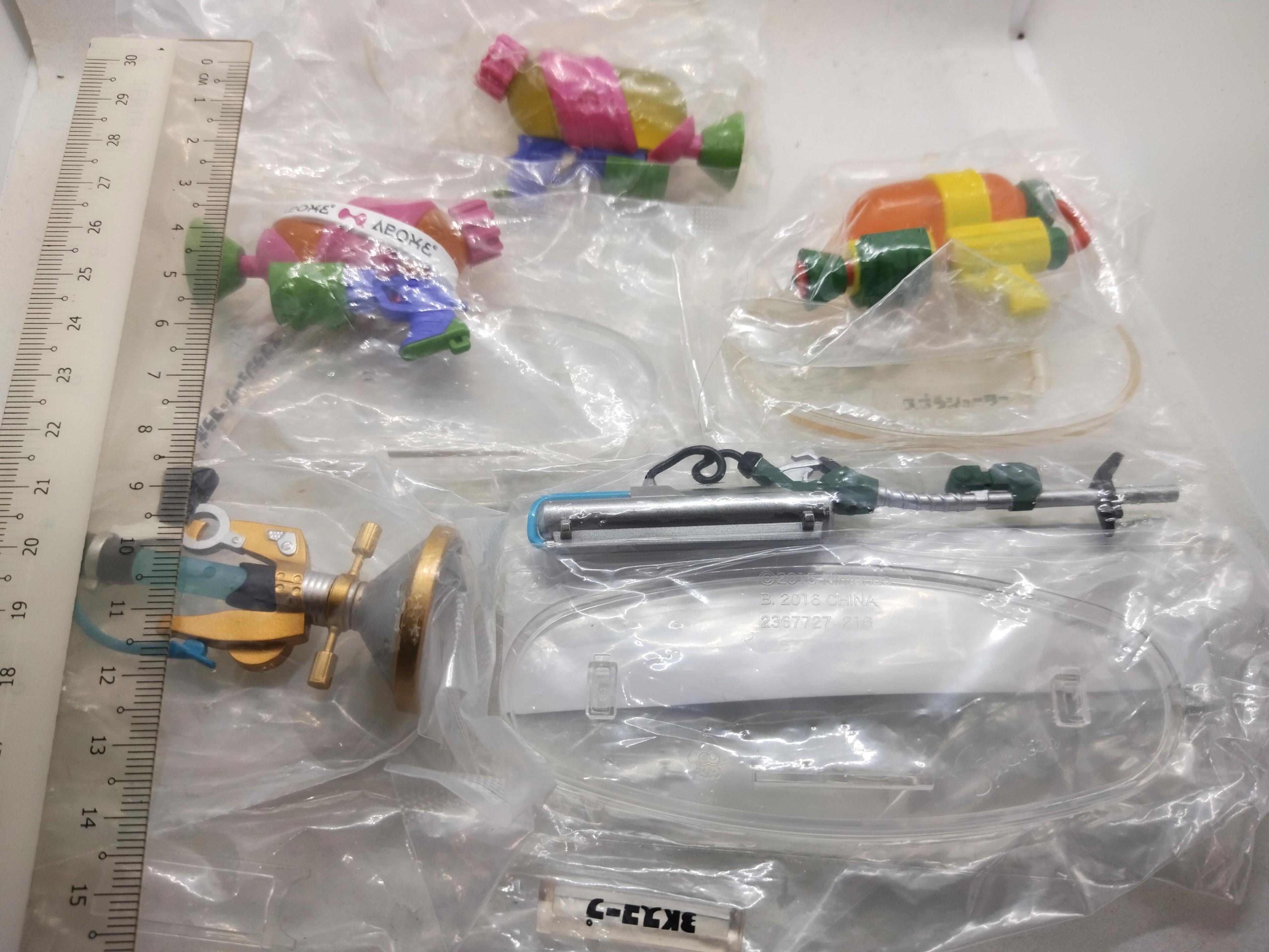 Bandai Shokugan Splatoon Weapons Collection Set of 5, Hobbies & Toys ...