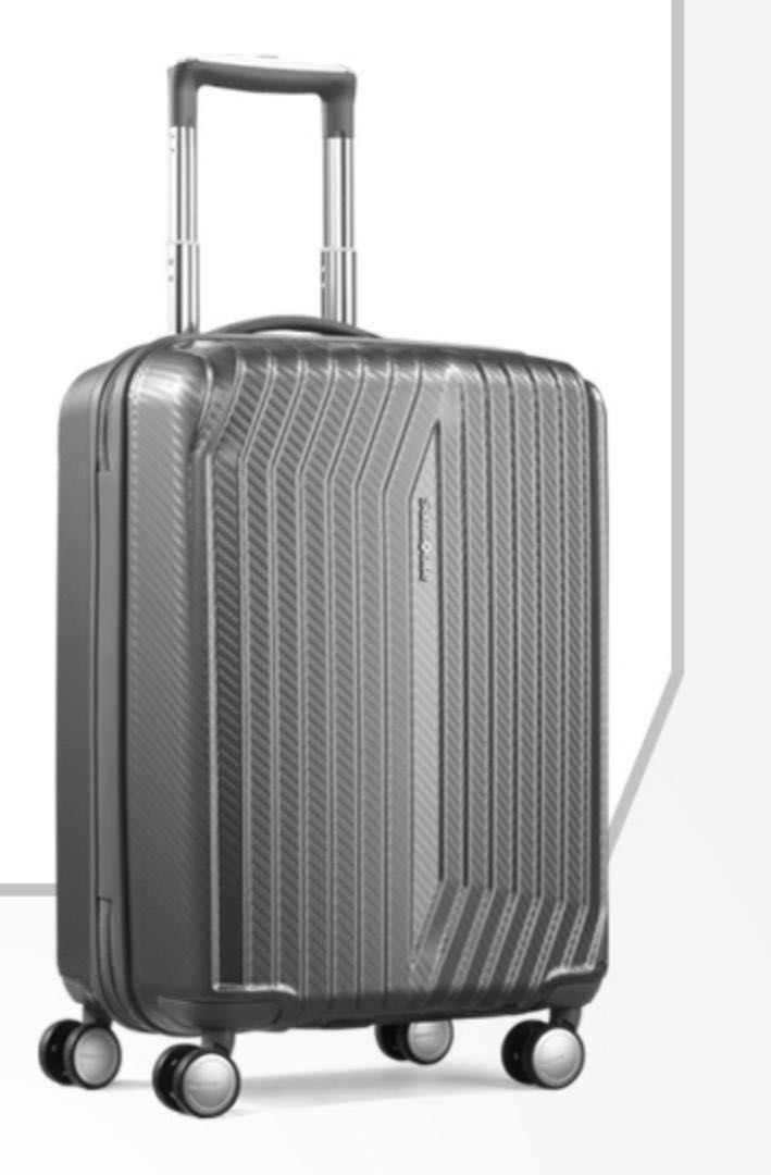 Carson Spinner (68cm), Hobbies & Toys, Travel, Luggage on Carousell