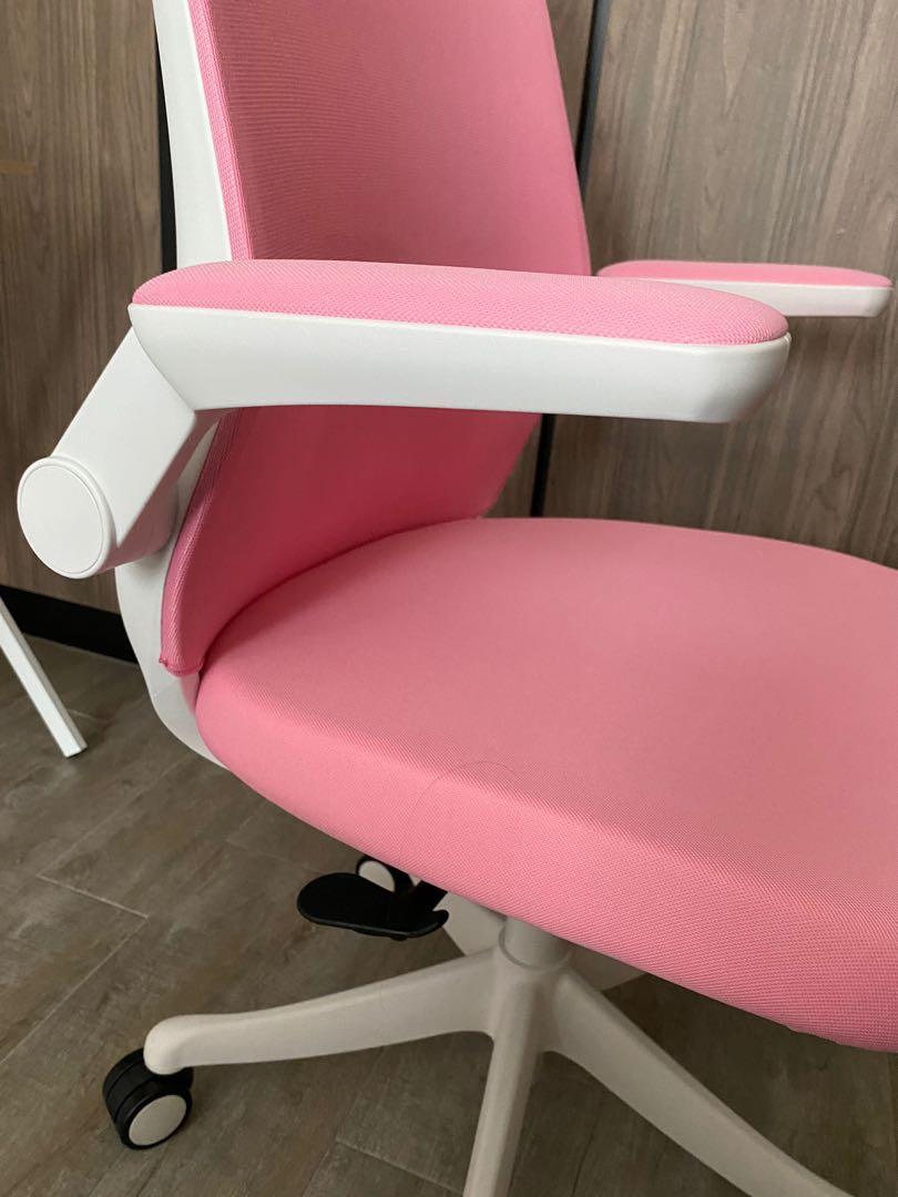 Ergonomic office chair Pink mesh, Furniture & Home Living, Furniture ...