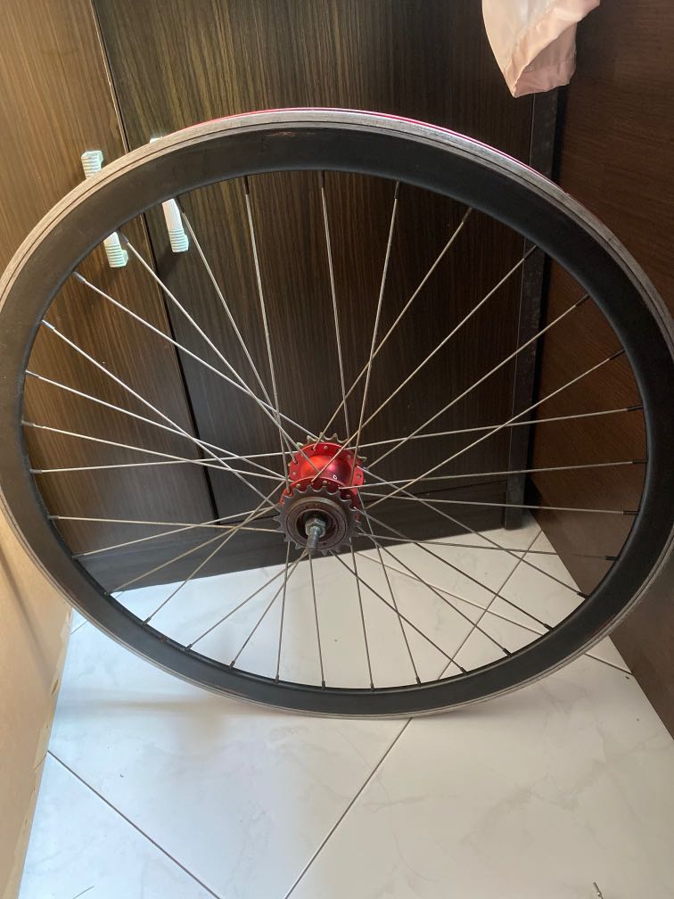 Fixie Rear Wheel set, Sports Equipment, Bicycles & Parts, Parts ...