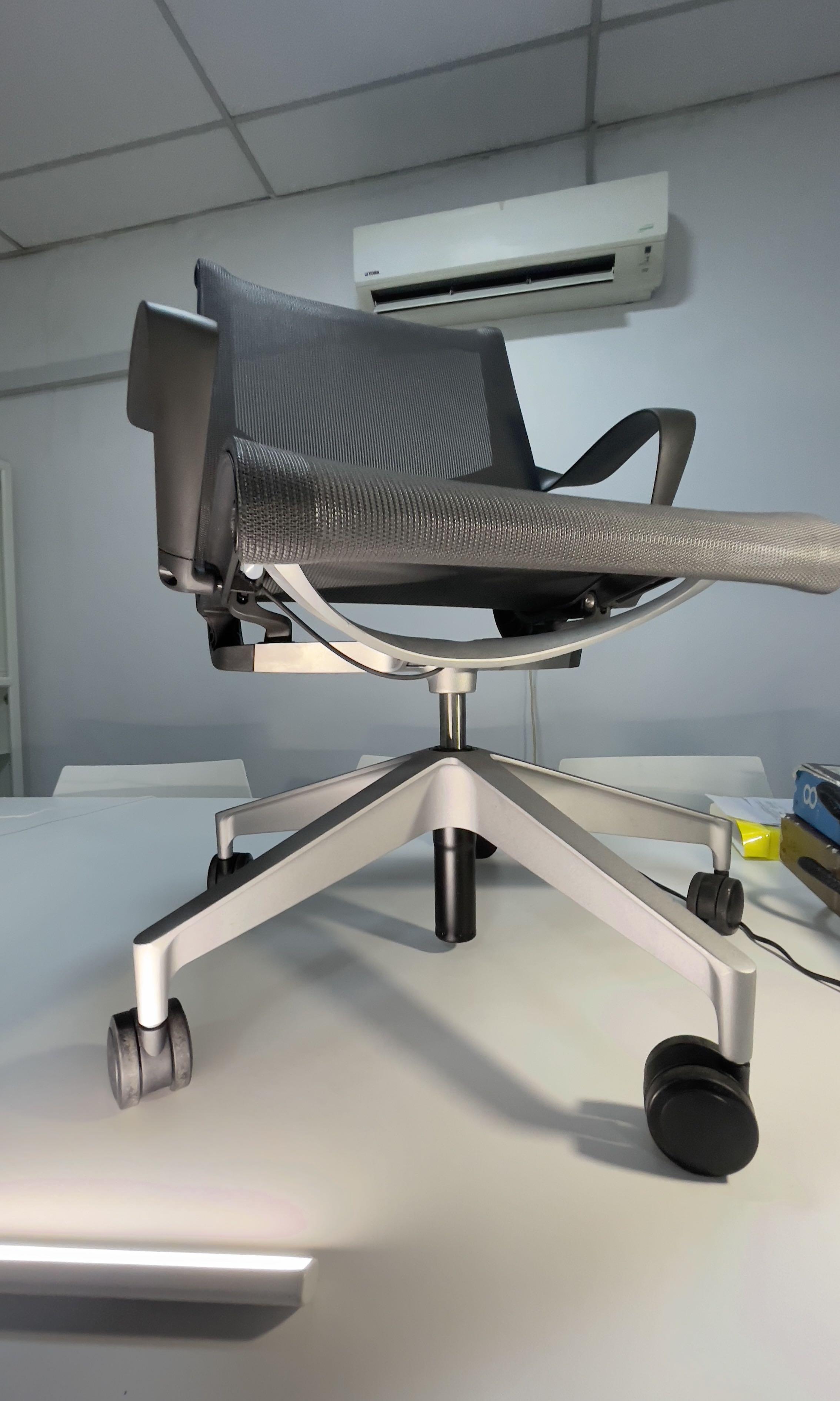Reduce to clear Herman miller setu task chair graphite grey colour ...