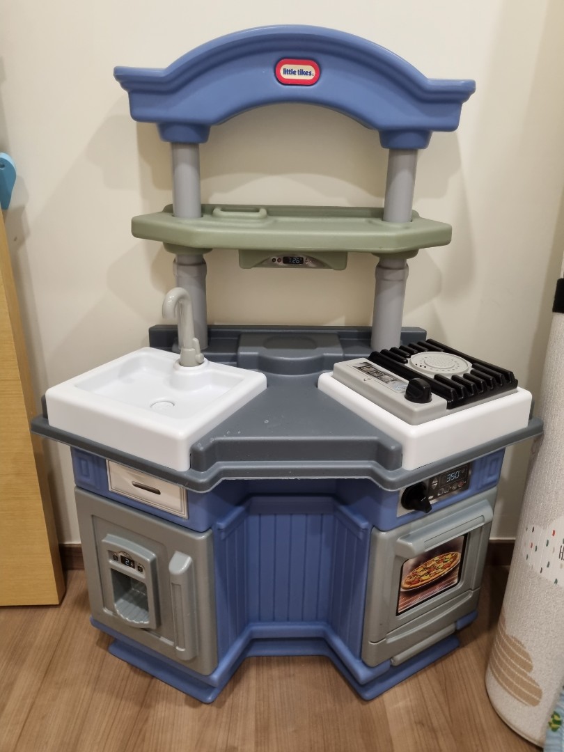 Little Tikes Kitchen Set, Hobbies & Toys, Toys & Games on Carousell