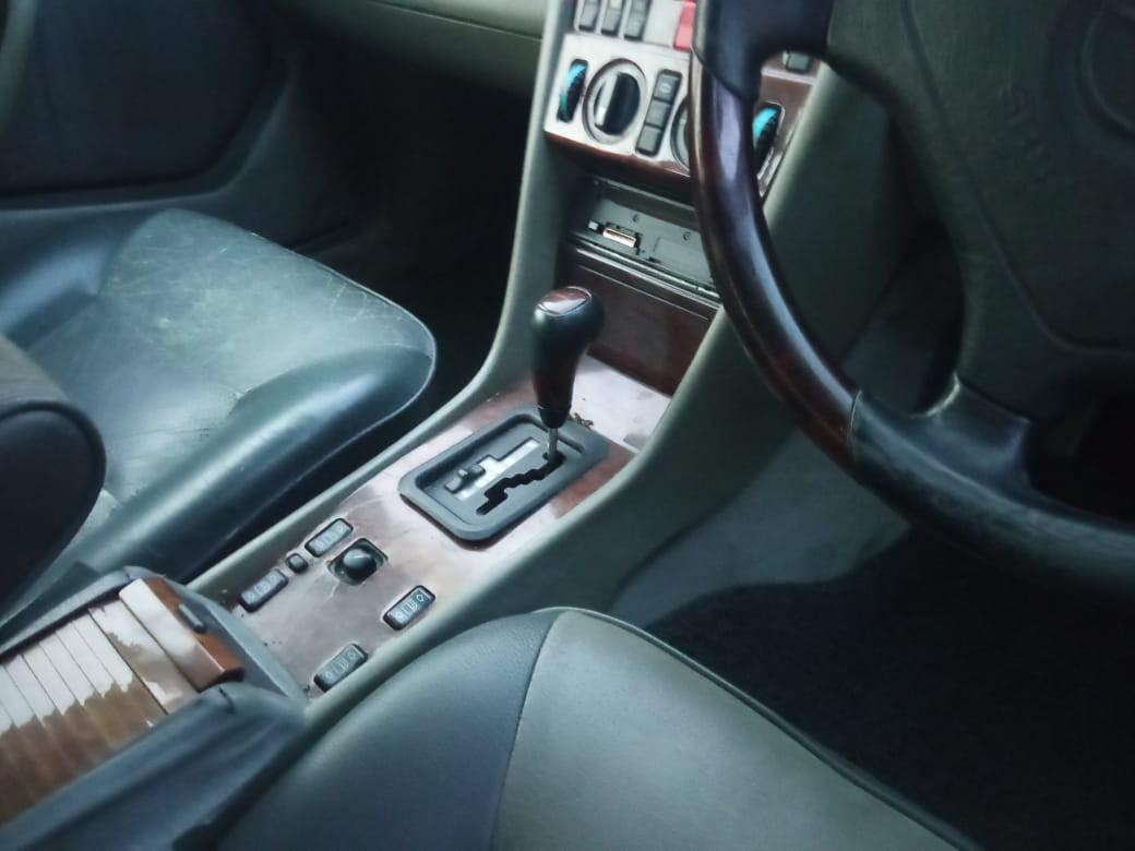 Mercedes-Benz E220 W124 Masterpiece, Cars, Cars for Sale on Carousell