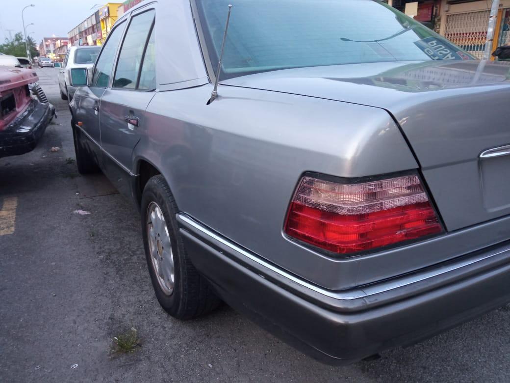 Mercedes-Benz E220 W124 Masterpiece, Cars, Cars for Sale on Carousell