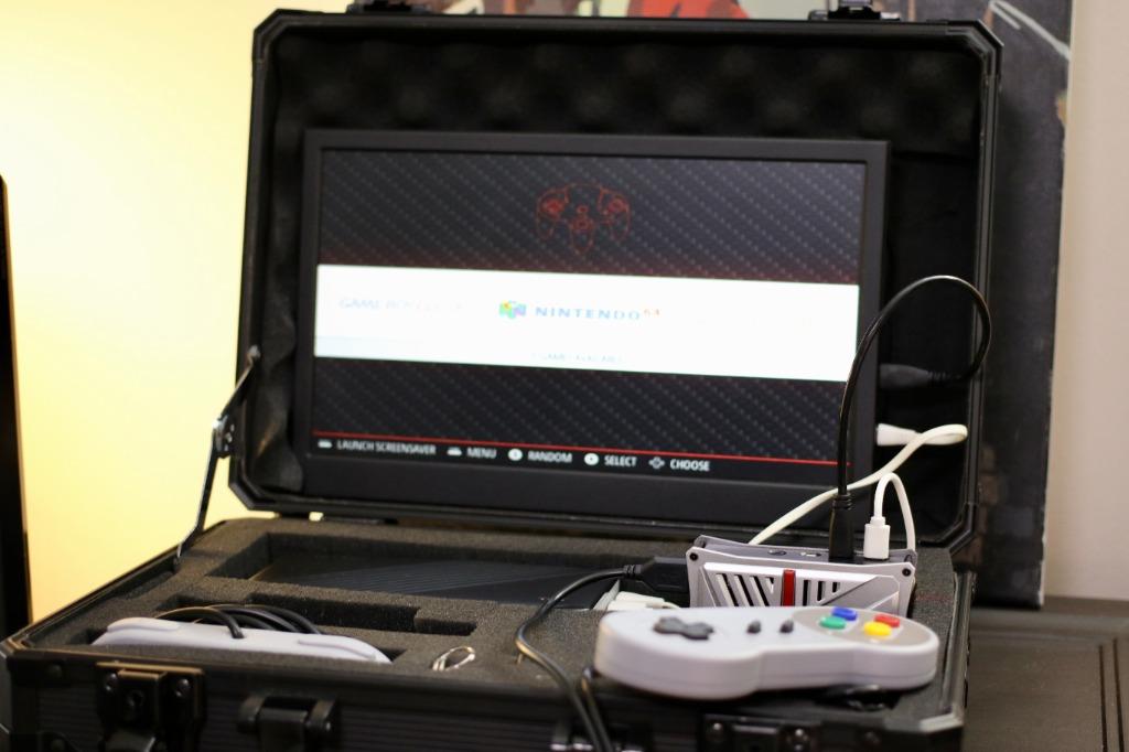 Retro Game console Briefcase Box with Raspberry Pi4 4GB, Computers ...