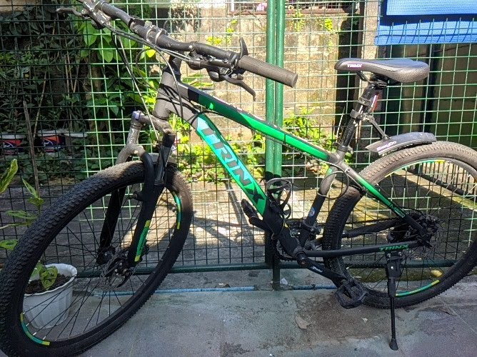 Trinx M700 elite 27.5 with freebies, Sports Equipment, Bicycles & Parts ...