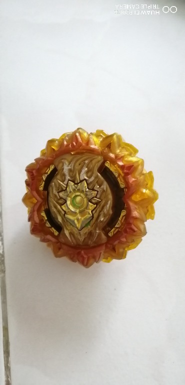 Variant Lucifer ( gold version )(beyblade), Hobbies & Toys, Toys ...