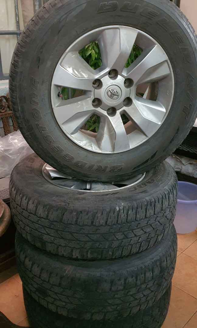 2017 toyota Hilux Mags and tires with suspension, Car Parts ...