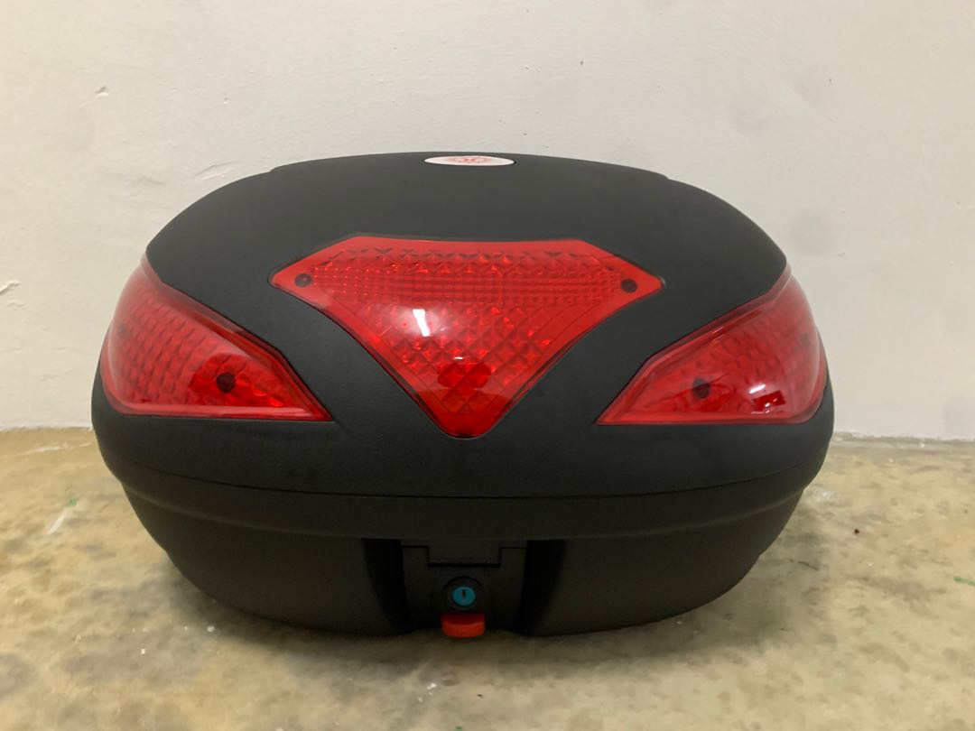 Aerox Box with Rack, Motorcycles, Motorcycle Accessories on Carousell