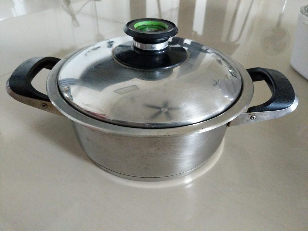 AMC Cookware Set, Furniture & Home Living, Kitchenware & Tableware ...