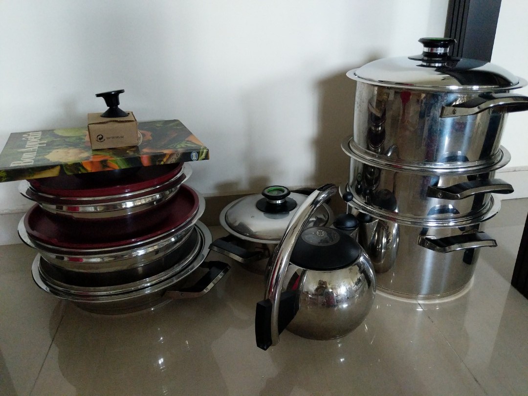 AMC Cookware Set, Furniture & Home Living, Kitchenware & Tableware ...