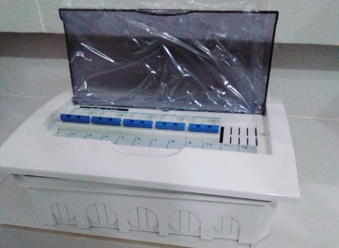 Chint Panel Board with breakers set, Commercial & Industrial ...