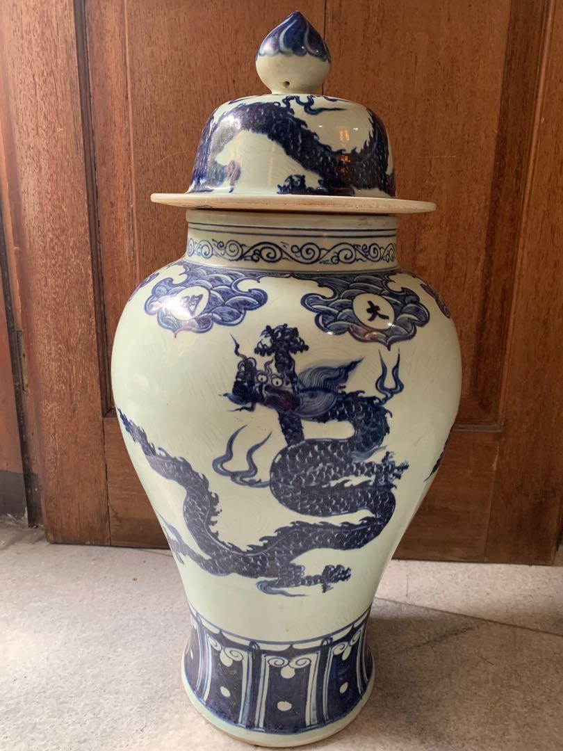 Guci Antik china lawas mewah, Antik, Pajangan di Carousell