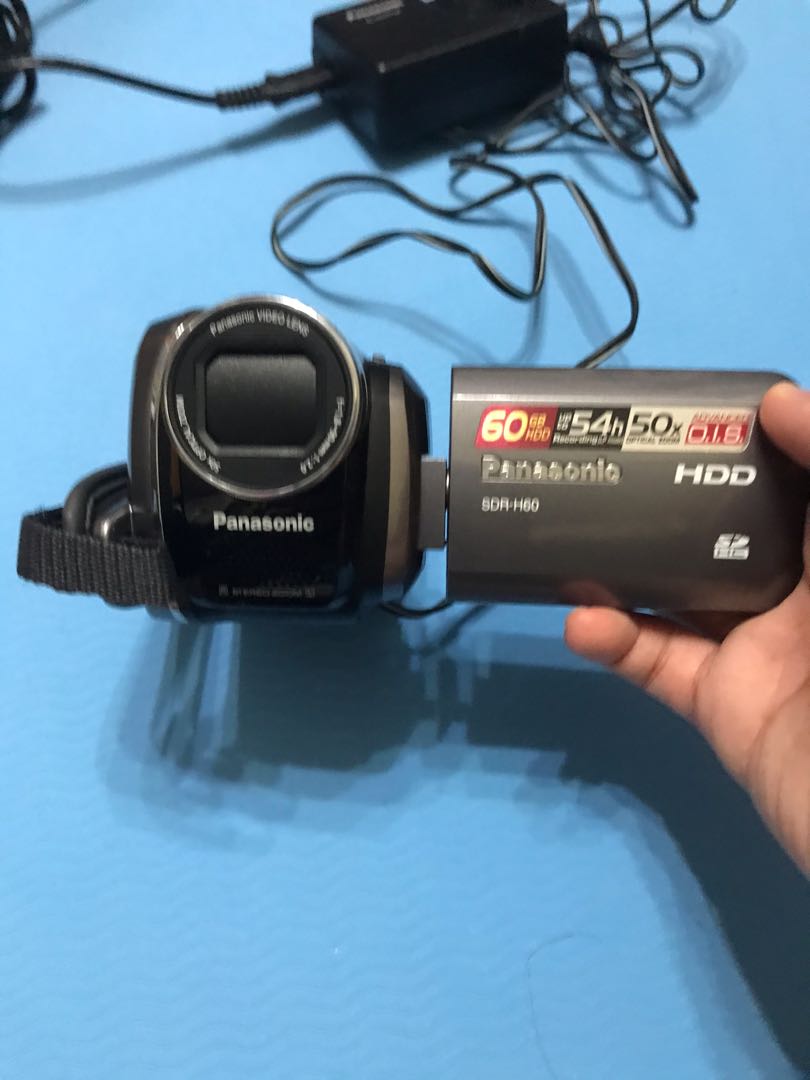 Panasonic video recorder SDR-H60, 攝影器材, 攝錄機 - Carousell