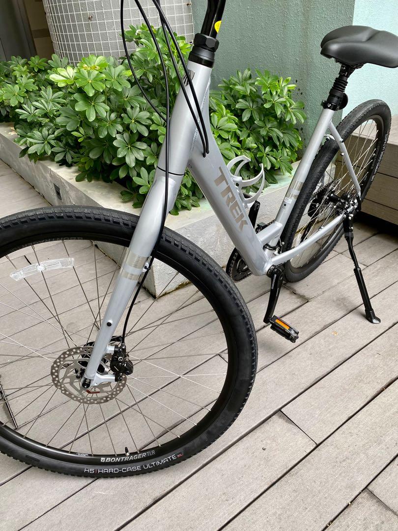 Trek Verve 3 Low Step Disc Hybrid Bike Size M Quicksilver color (brand ...