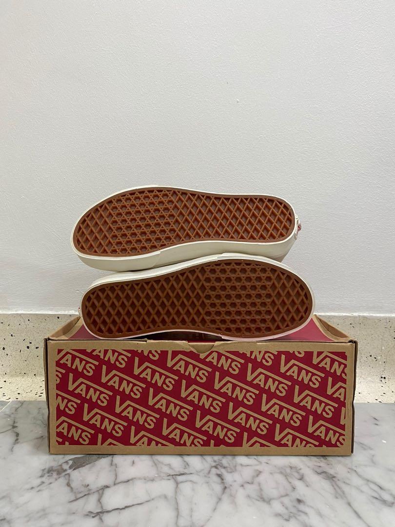 Vans Marshmallow Racing Red 'G-Dragon' Style 36, Women's Fashion ...