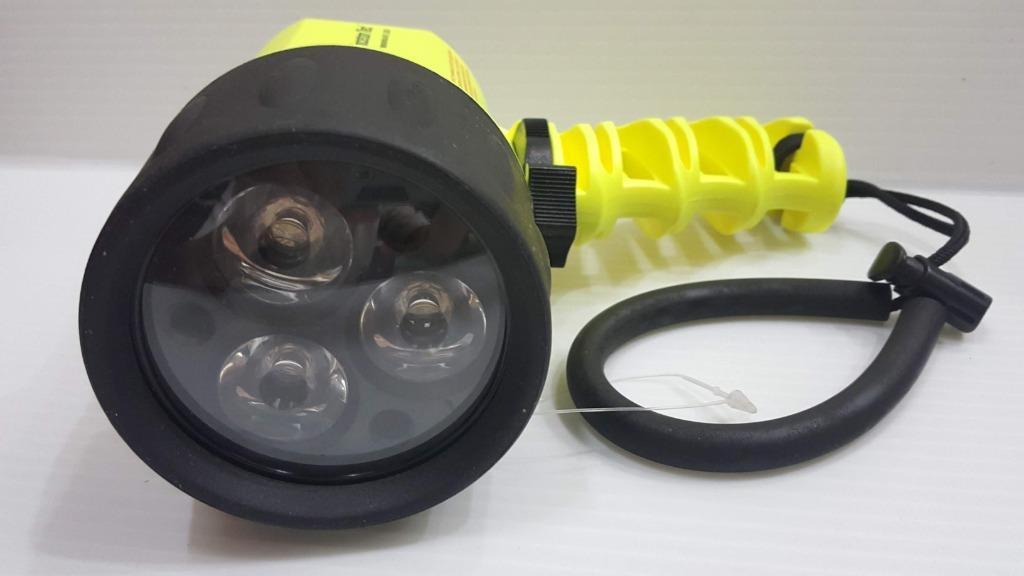 福利品 普林斯頓 Princeton Tec 潛水探照燈 潛水手電筒 MINIWAVE LED S5 550流明 $3,670, 健康及營養品 ...