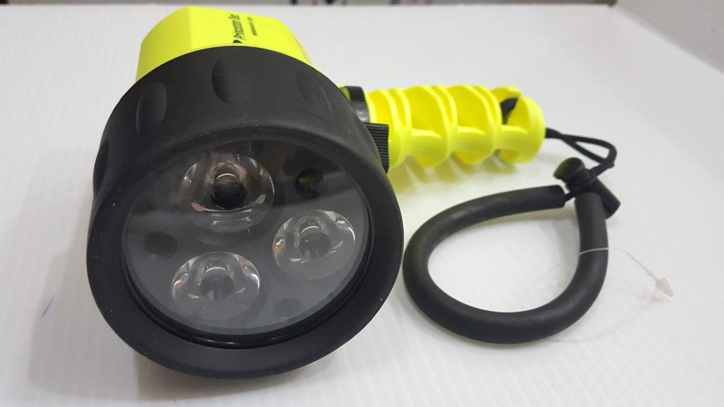 福利品 普林斯頓 Princeton Tec 潛水探照燈 潛水手電筒 MINIWAVE LED S5 550流明 $3,670, 健康及營養品 ...