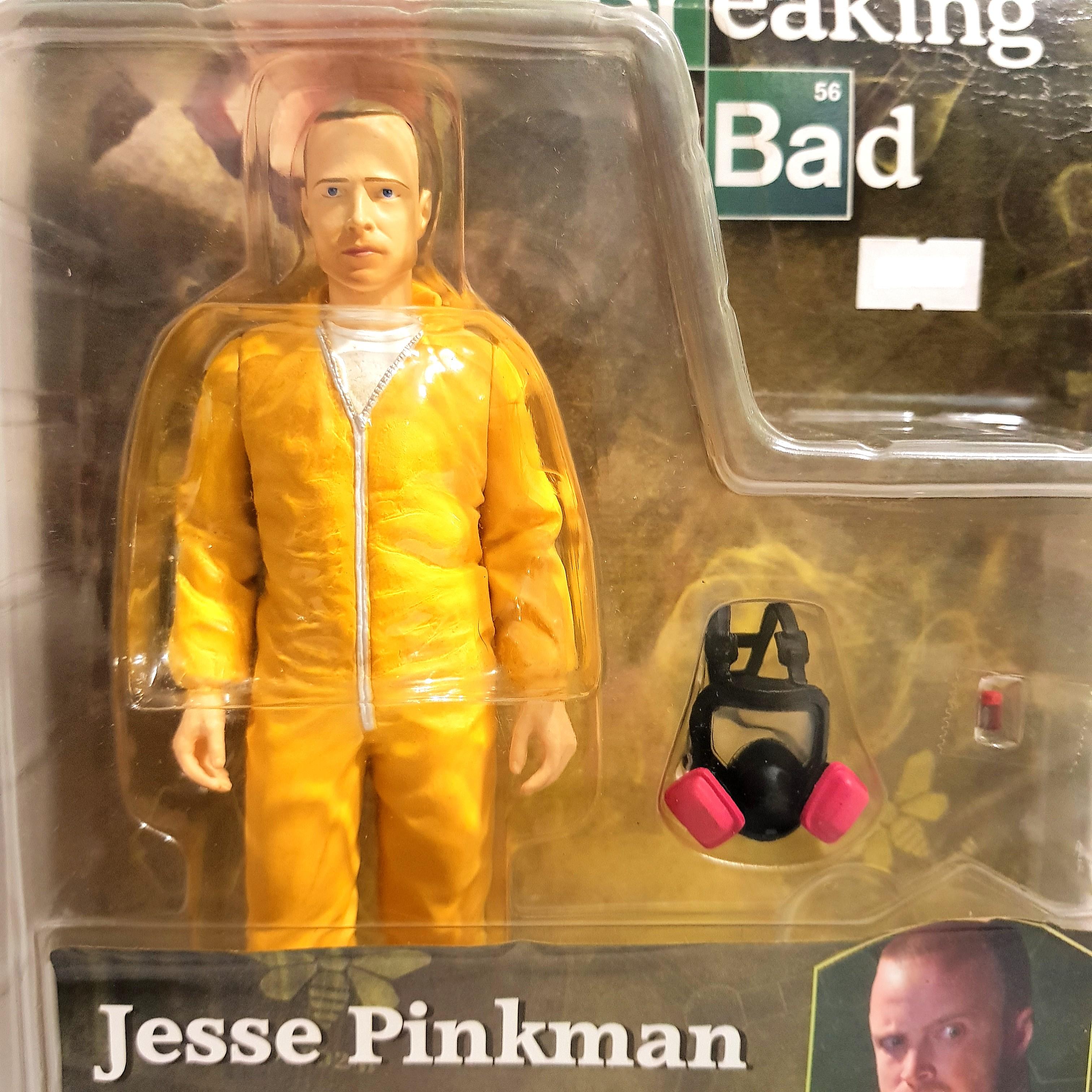 Breaking Bad Jesse Pinkman yellow hazmat Mezco collectible figure ...