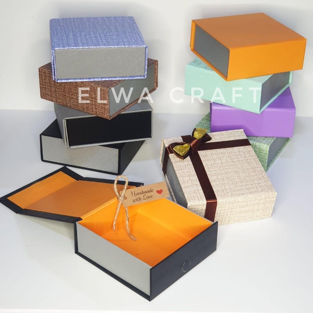 GIFT BOX /GIFT BOX EXCLUSIVE / GIFT BOX UNIK / KERTAS KADO / BUNGKUS ...