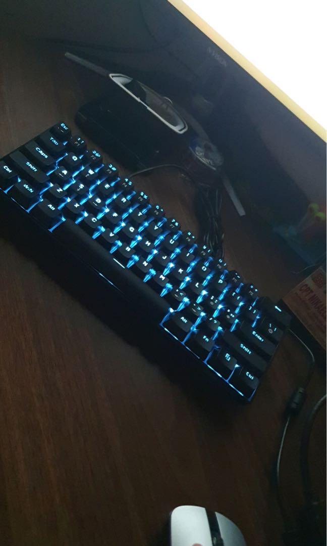Magegee 60% wired mechanical keyboard with blue backlight, Computers ...