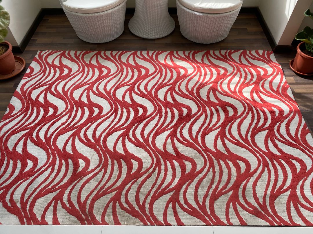 FAST DEAL!! Modern Design carpet, Furniture & Home Living, Home Decor ...