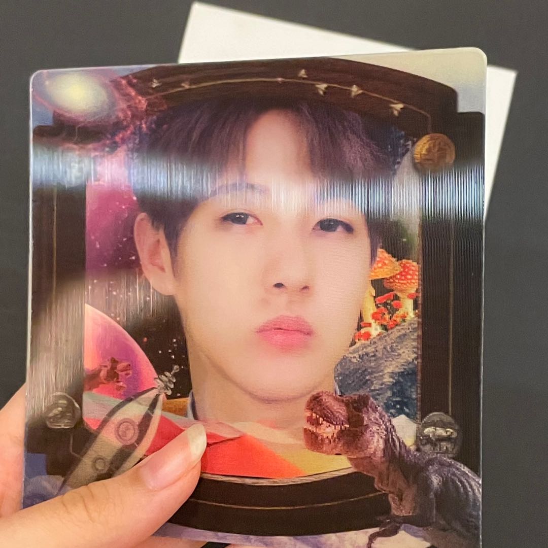 Renjun We Young Lenticular PC, Hobbies & Toys, Memorabilia ...