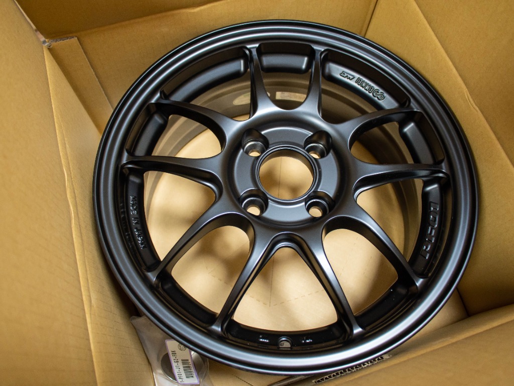 純正日本原廠 Enkei Performance Line PF01, 汽車配件, 車軚 - Carousell
