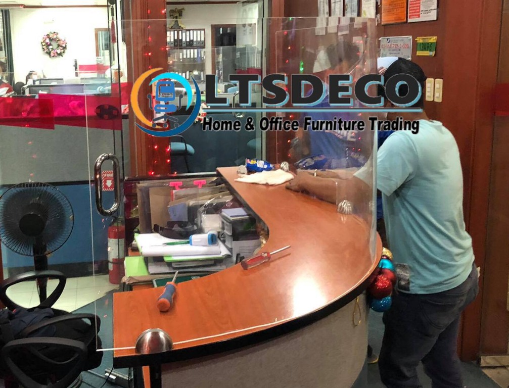 Acrylic Glass Barrier Shield for Counter, Table, Office Partition ...