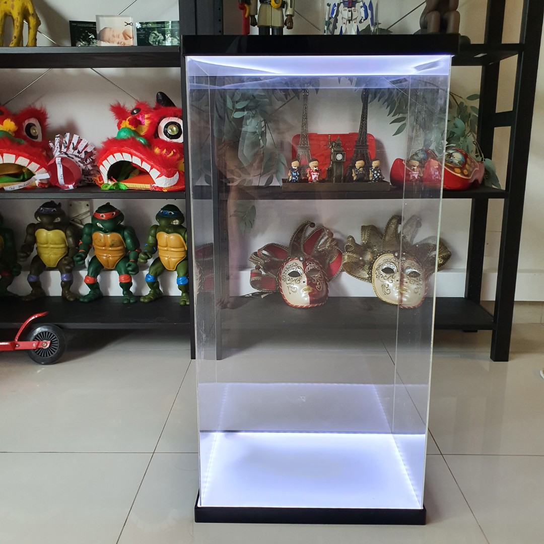 Bearbrick display box (1000%), Hobbies & Toys, Toys & Games on Carousell