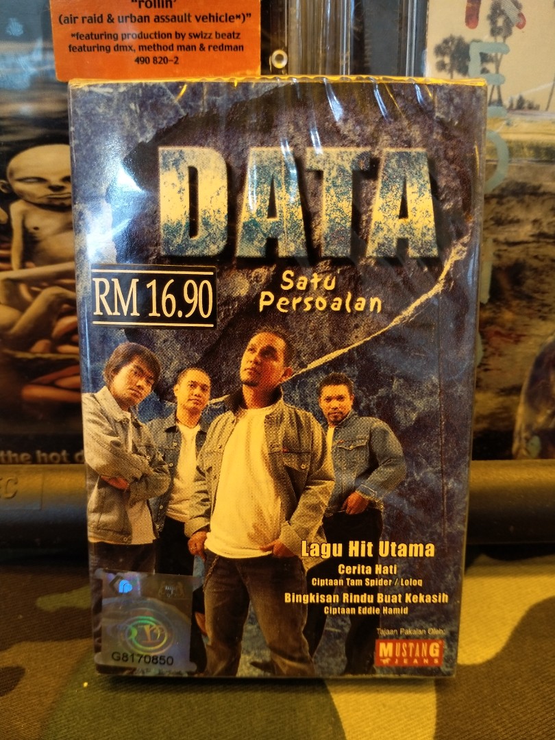 DATA Satu Persoalan Malay Rock Leleh Kaset Cassette Sealed, Hobbies ...