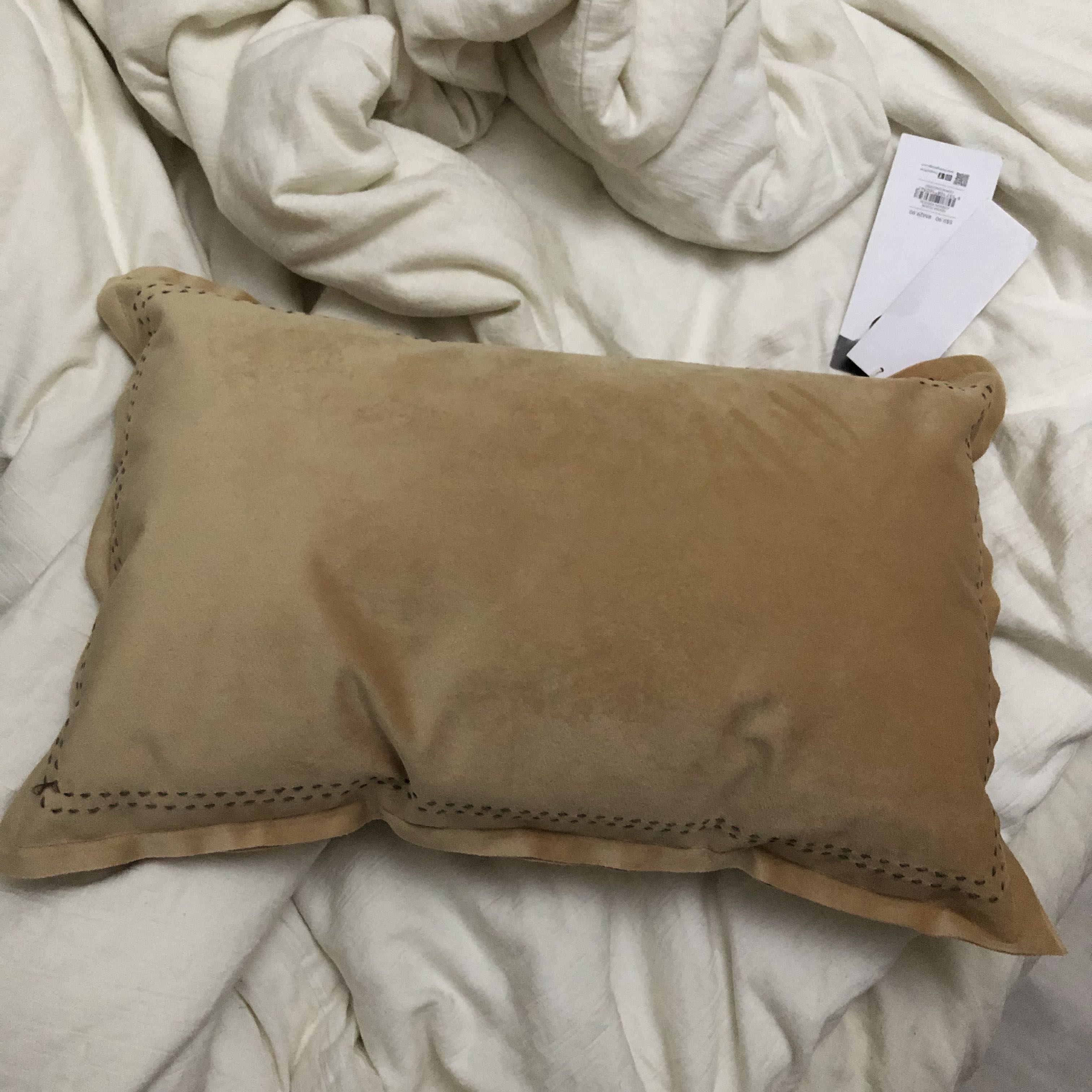 HOOGA Tildon Cushion, Furniture & Home Living, Home Decor, Cushions ...